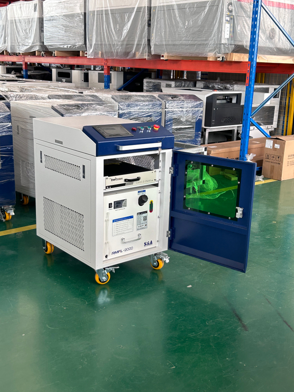 Double pendulum welding head Fiber laser welder for welding Battery and ...